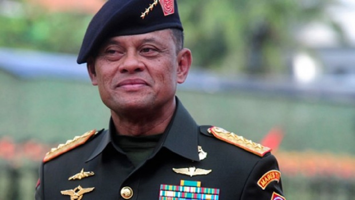 Gatot Jadi Rebutan Dua Kubu - PinterPolitik.com
