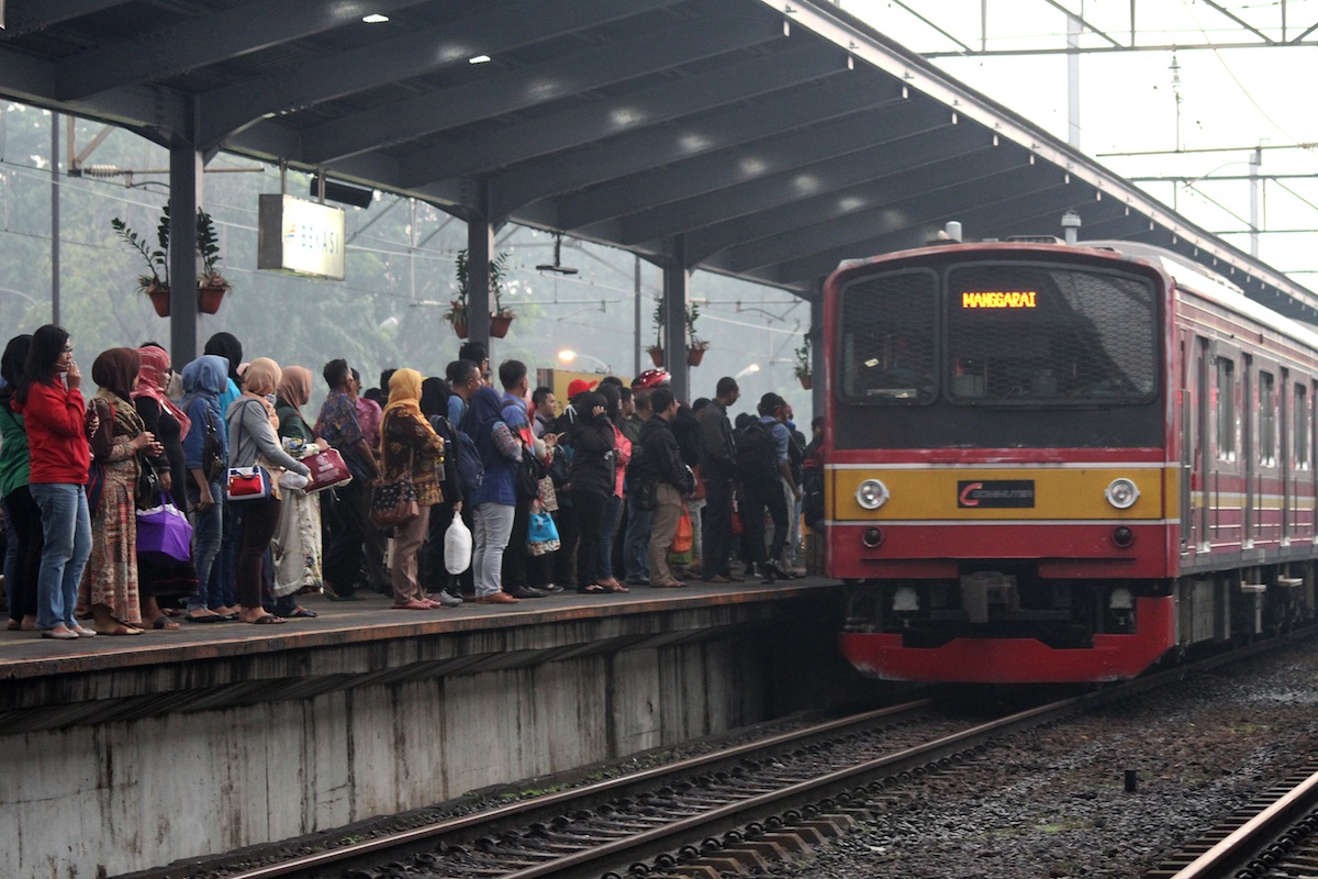 Jangan Sakiti Anak Kereta - PinterPolitik.com