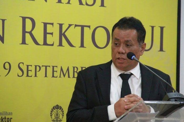 Ari Kuncoro Penting untuk Jokowi? - PinterPolitik.com