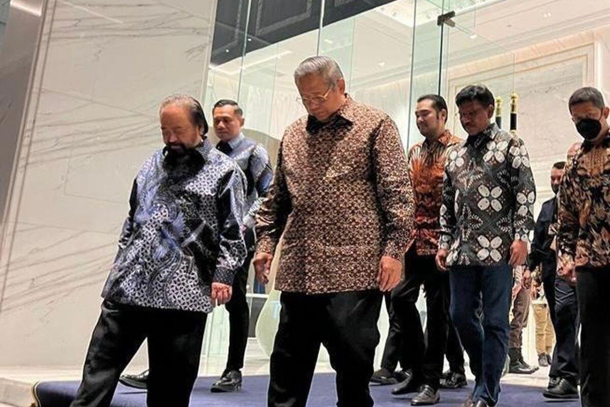SBY-JK-Paloh Adalah Nakama?