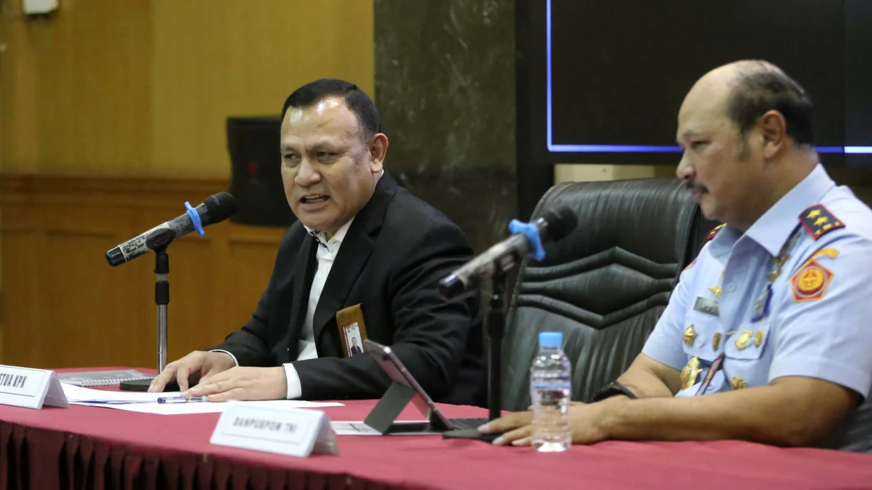 Bom Waktu Intrik Puspom TNI-KPK?