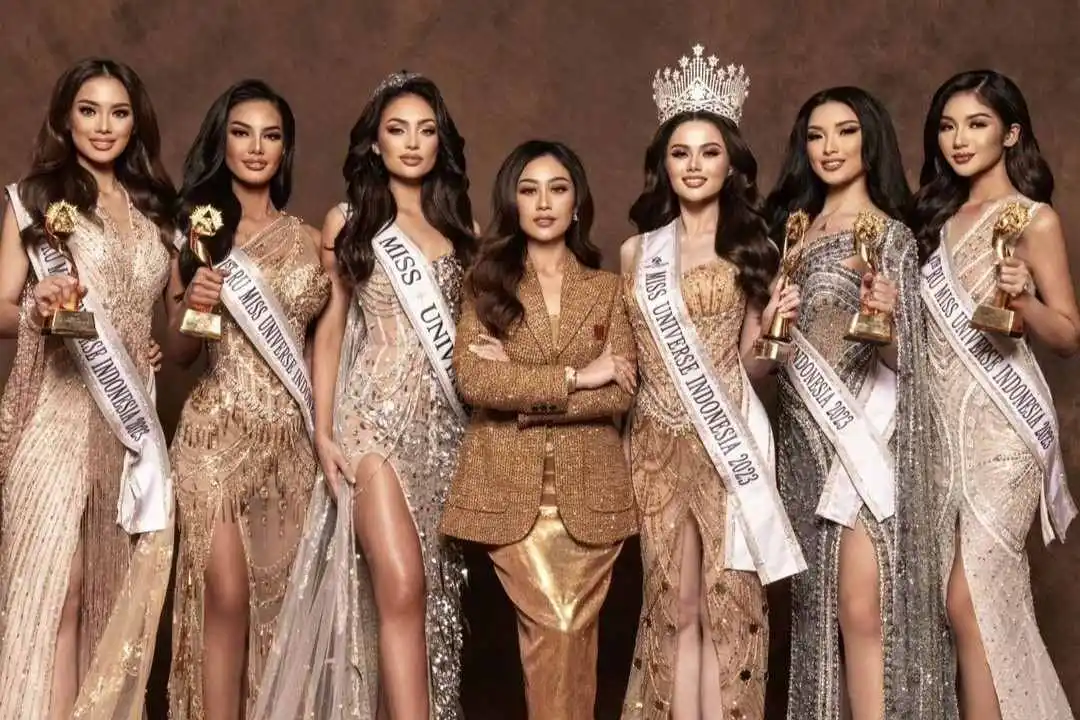 Mengutuk Scopophilia ala Miss Universe