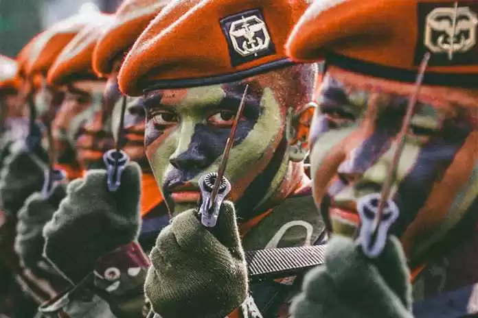 Siapa Inisiator Kopassus ? - PinterPolitik.com